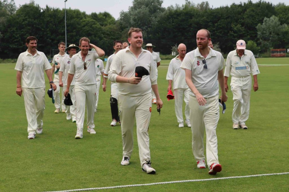 Tropische VOC - SGS wedstrijd een succes · V.O.C. Rotterdam