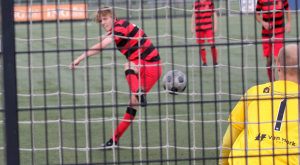 Het eerste punt is binnen: VOC - Capelle 1-1 · V.O.C. Rotterdam